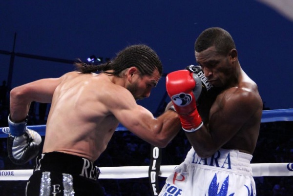 Photos: Lara – Angulo – World Boxing Association
