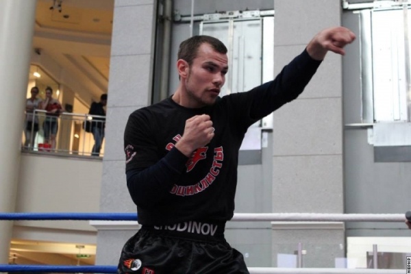 Photos: Nielsen and Chudinov Showing Off Their Moves – World Boxing ...