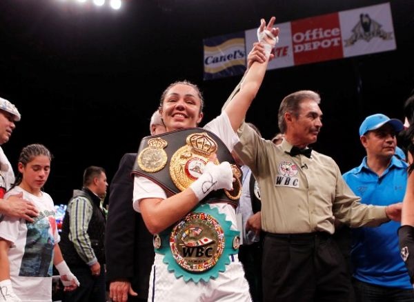Jackie Nava knocked and retained their titles in Mexico – World Boxing ...