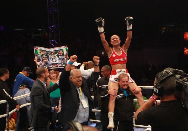 Photos: Mayerlin Rivas vs Sayda Mosquera in La Guaira, Venezuela ...