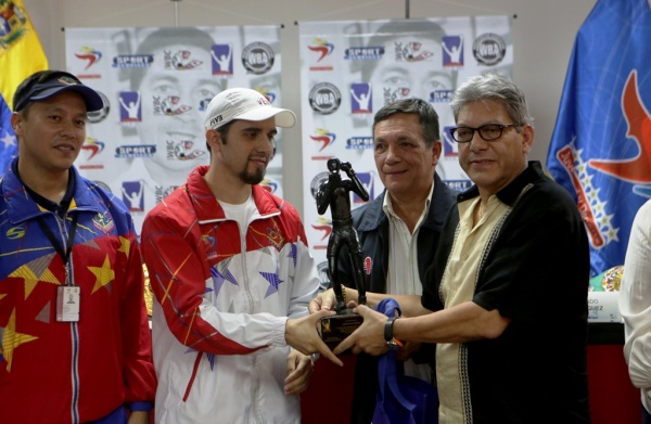 Mayerlin Rivas recibió Premio Morochito Rodríguez en Venezuela – World ...